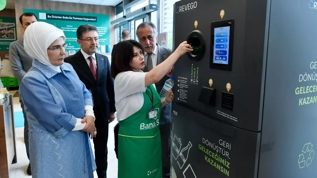 Emine Erdoğan'dan atıksız alışverişi teşvik eden markete ziyaret